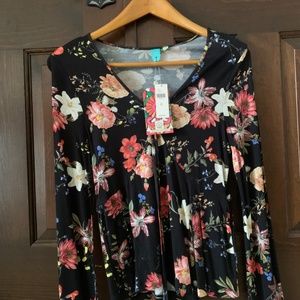FARM Rio | Tops | Farm Rio Floral Top | Poshmark